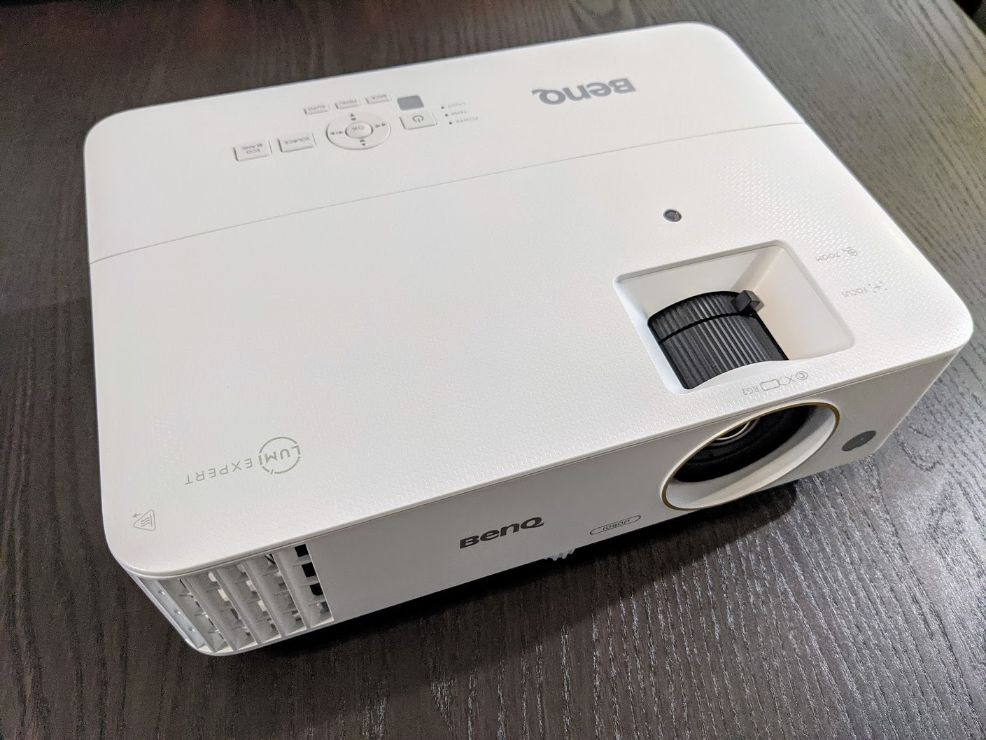 Test du Vidéoprojecteur gaming TH685 de BenQ - JohnCouscous.com